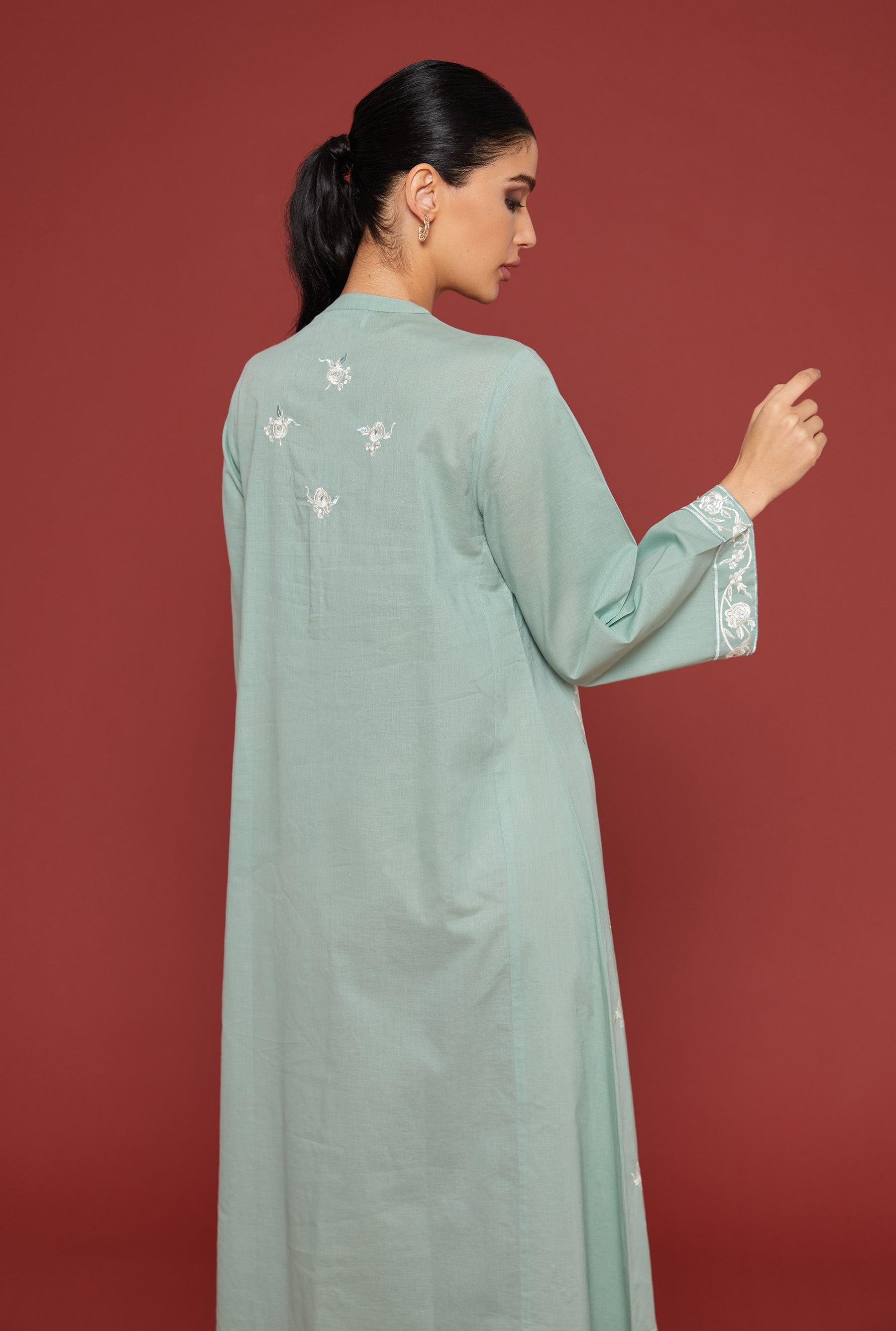 Buy Embroiderd Nudrat Granite Green Kaftan In UAE BY The Cotton Basket